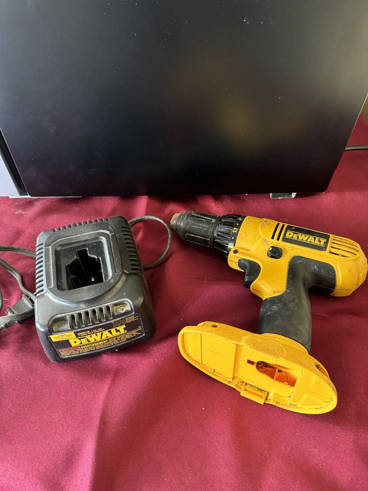 Dewalt DC970 Cordless Drill Driver with Charger (1/2", 18v) Tool Only ...