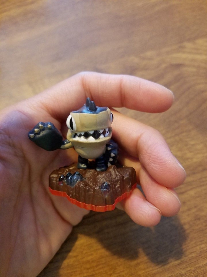 Skylanders Trap Team Figures Characters Masters Minis BUY FOUR GET ONE ...