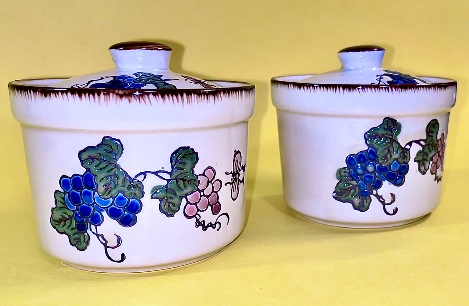 Set of 2 Vintage Mini Stoneware Crock with Lid Grape Vine & Bee Design ...