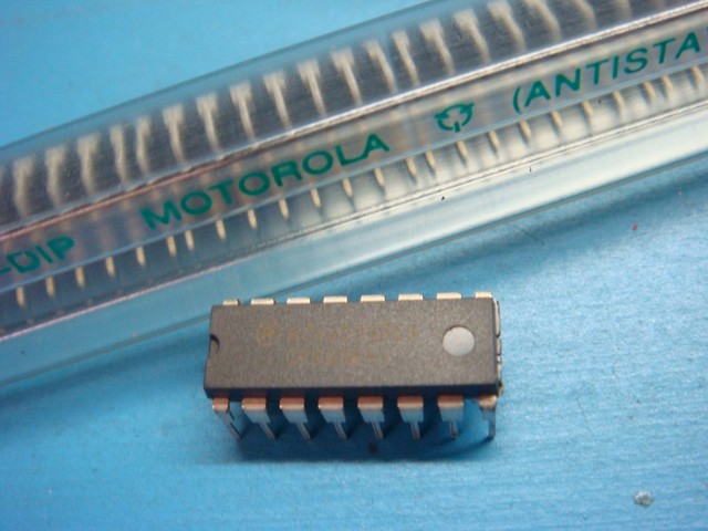10 PC Motorola MC14053BCP Analog Multiplexer Triple 2 Channel 16 Pin ...