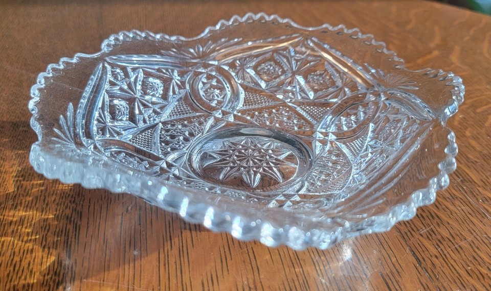 Vintage Star And Pineapple 7" Wavy Edge Cut Glass Bowl | eBay