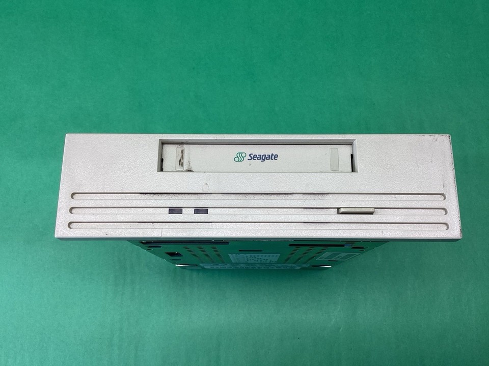 Seagate SCORPION STD28000N SCSI Beige Tape Backup Data Drive - UNTESTED ...