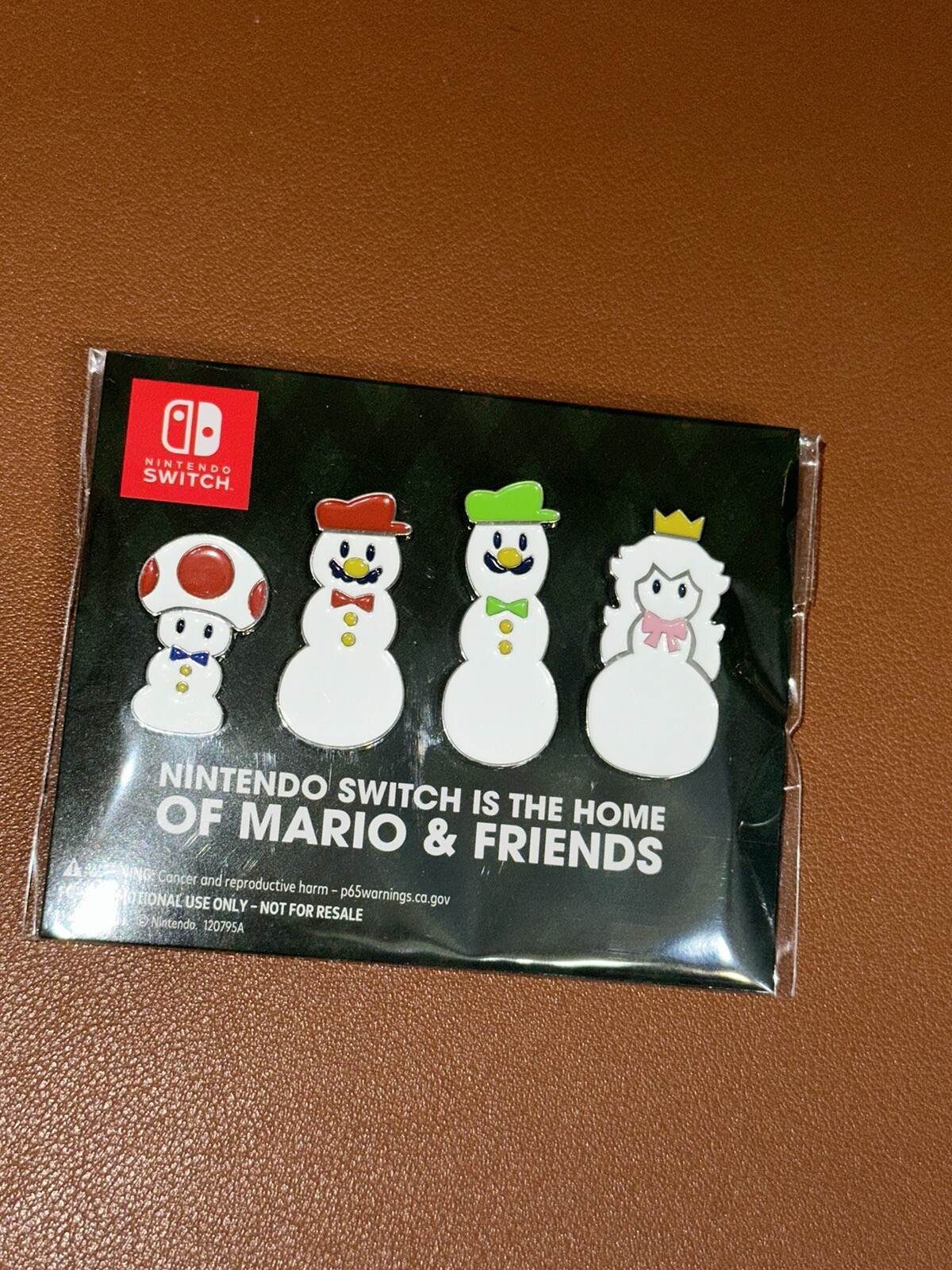Mario and Friends Snowmen Holiday Pin Set GameStop Exclusive Pin Set ...
