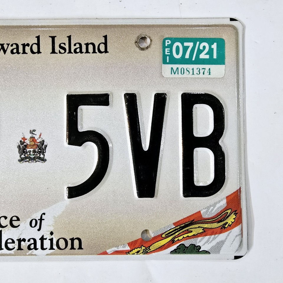 2021 PRINCE EDWARD ISLAND LICENSE PLATE 🔥FREE📬🔥 49 5VB ~ GRAPHIC ...