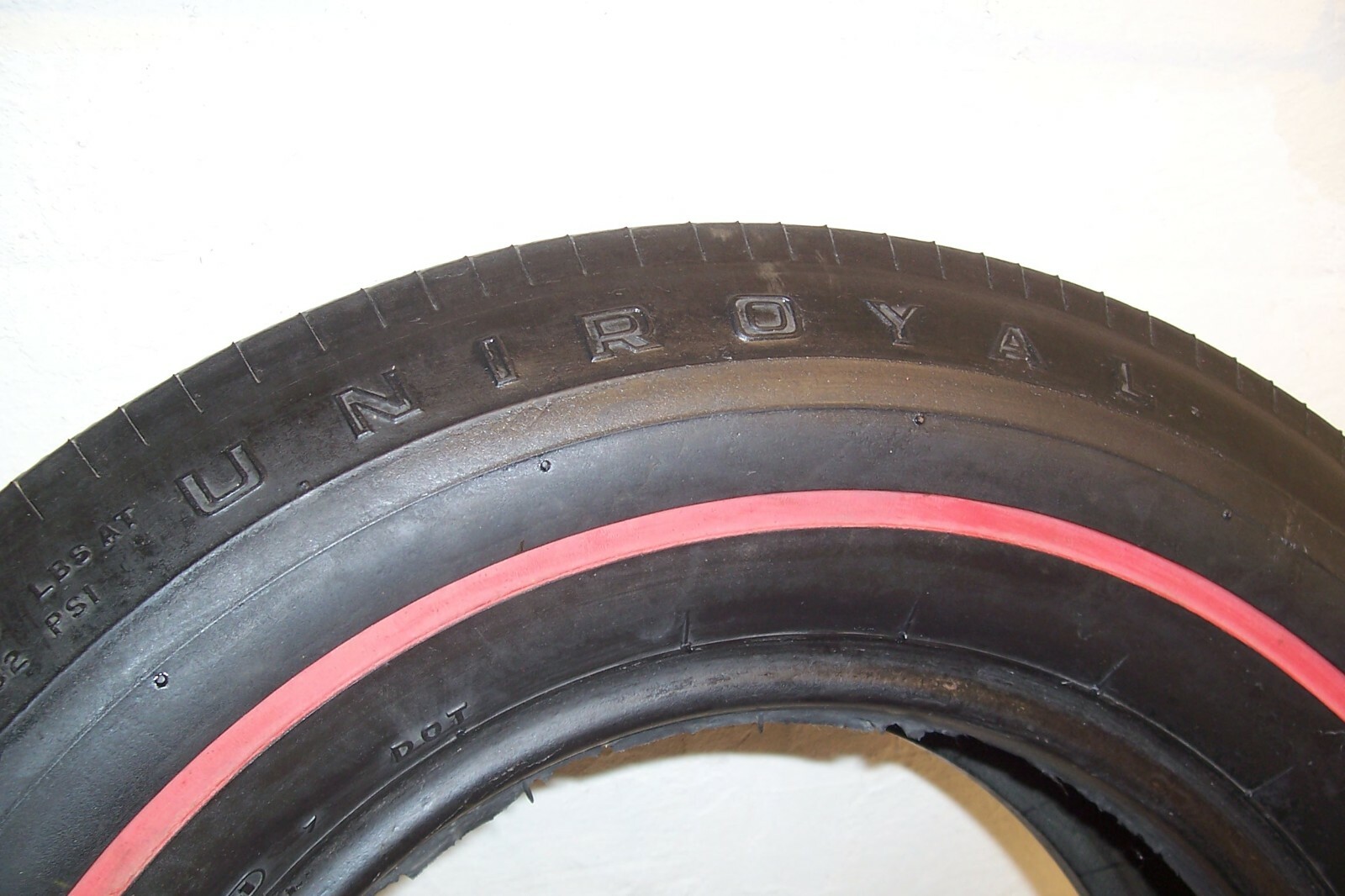 69 70 UNIROYAL TIGER PAW RED LINE TIRE E70 X 14 DOT CAMARO FIREBIRD ...