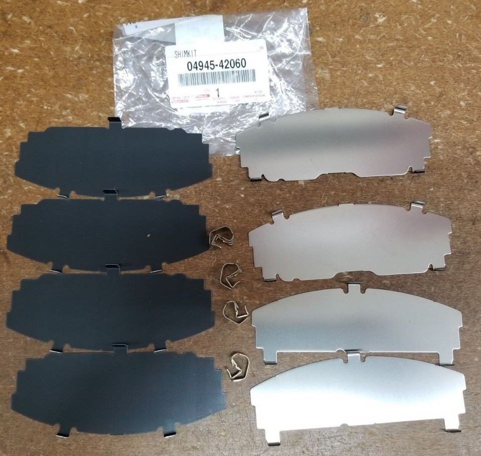Rav4 2006-13 Front Genuine Toyota OEM Ceramic Brake Pads w/Shims 04465 ...