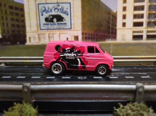 CUSTOM AFX VAN HO SLOT CAR BODY - CHARLIE’S ANGELS DODGE VAN -FOXY 3 | eBay