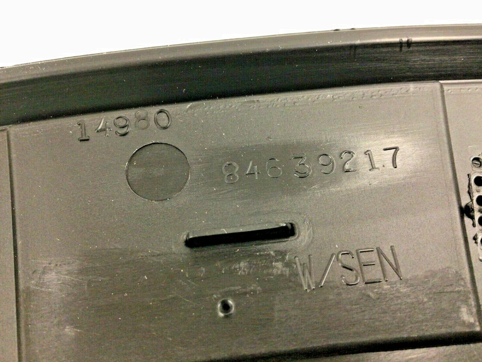 2019-2025 Cadillac XT4 rear wheel opening Molding RH passenger new OEM ...