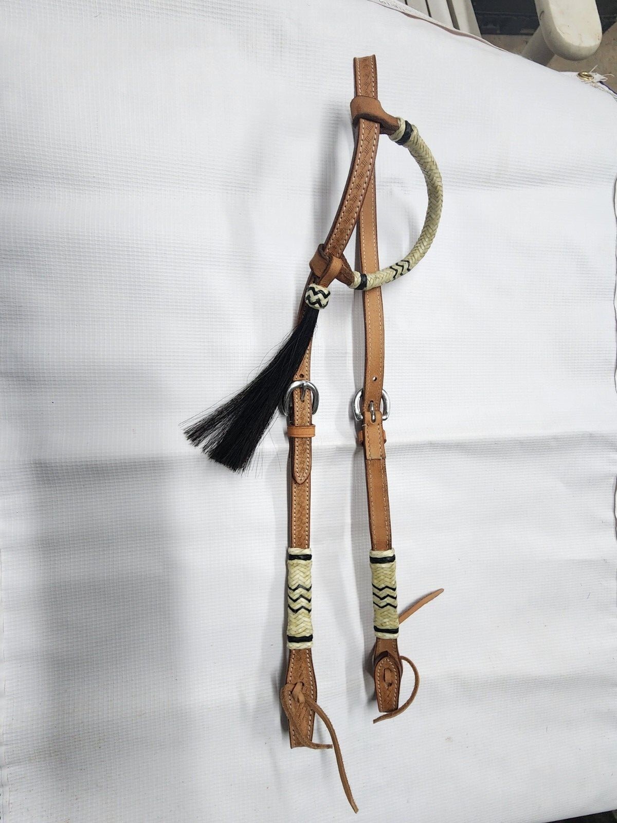 Western One Eared Leather Bridle w/Rawhide & Horse Hair In Different ...