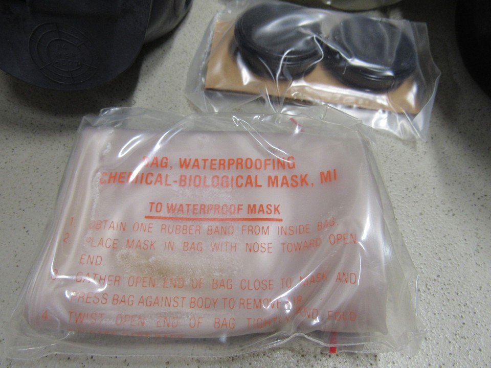 US M17 A2 Gas Mask MSA w/ Filter Canvas Bag Size Small 1984 Unused New ...