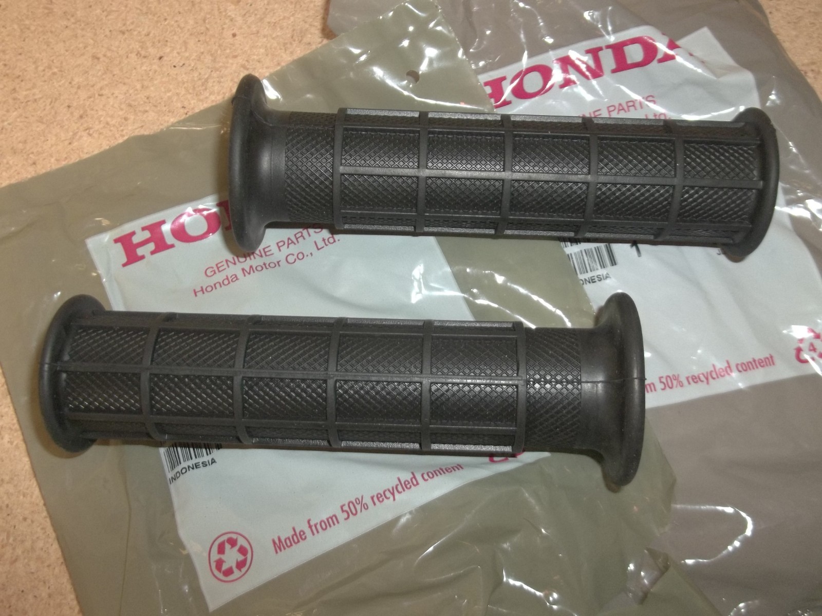 2 New Honda Honda Handle Grips Recon 250 Foreman 500 Rancher 420 ...