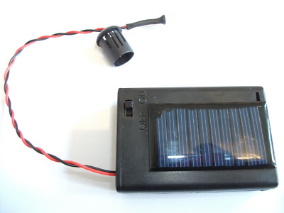 SOLAR POWERED FLASHING LED. CHOOSE YOUR FLASH INTERVAL.NO BATTERIES ...