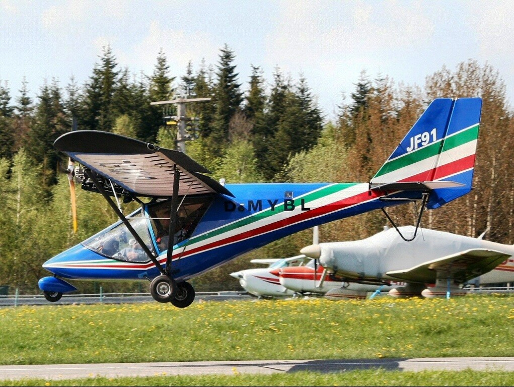 Jet Fox 91 Euro-ALA Jet Fox Airplane Desktop Wood Model Large Free ...