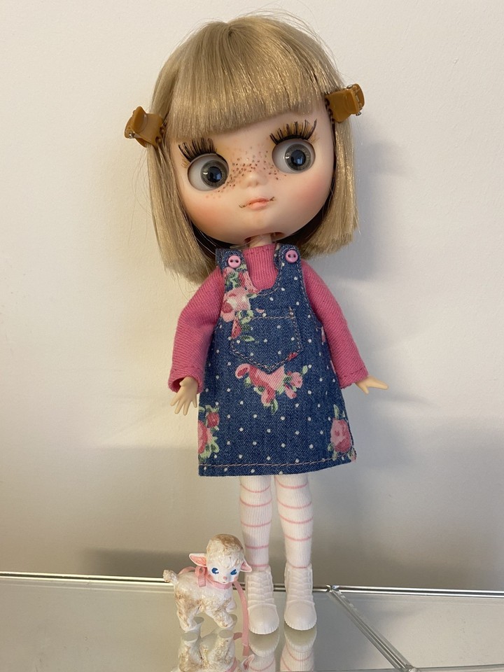 Cute Blythe middie doll and extras | eBay UK
