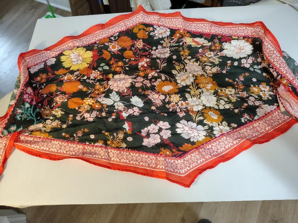 VISMAYA 100% Cotton Orange,Yellow,Black Floral Leaf Fall Diamond Shape ...