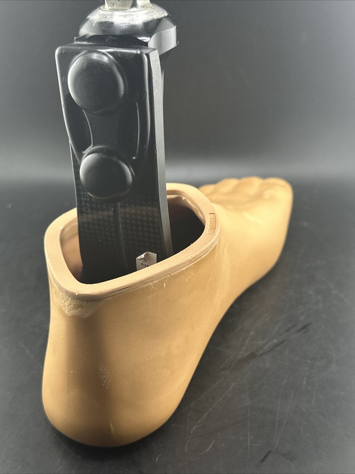 Ossur Vari-flex Variflex Prosthetic Foot. Size 27. Category 3. Left ...