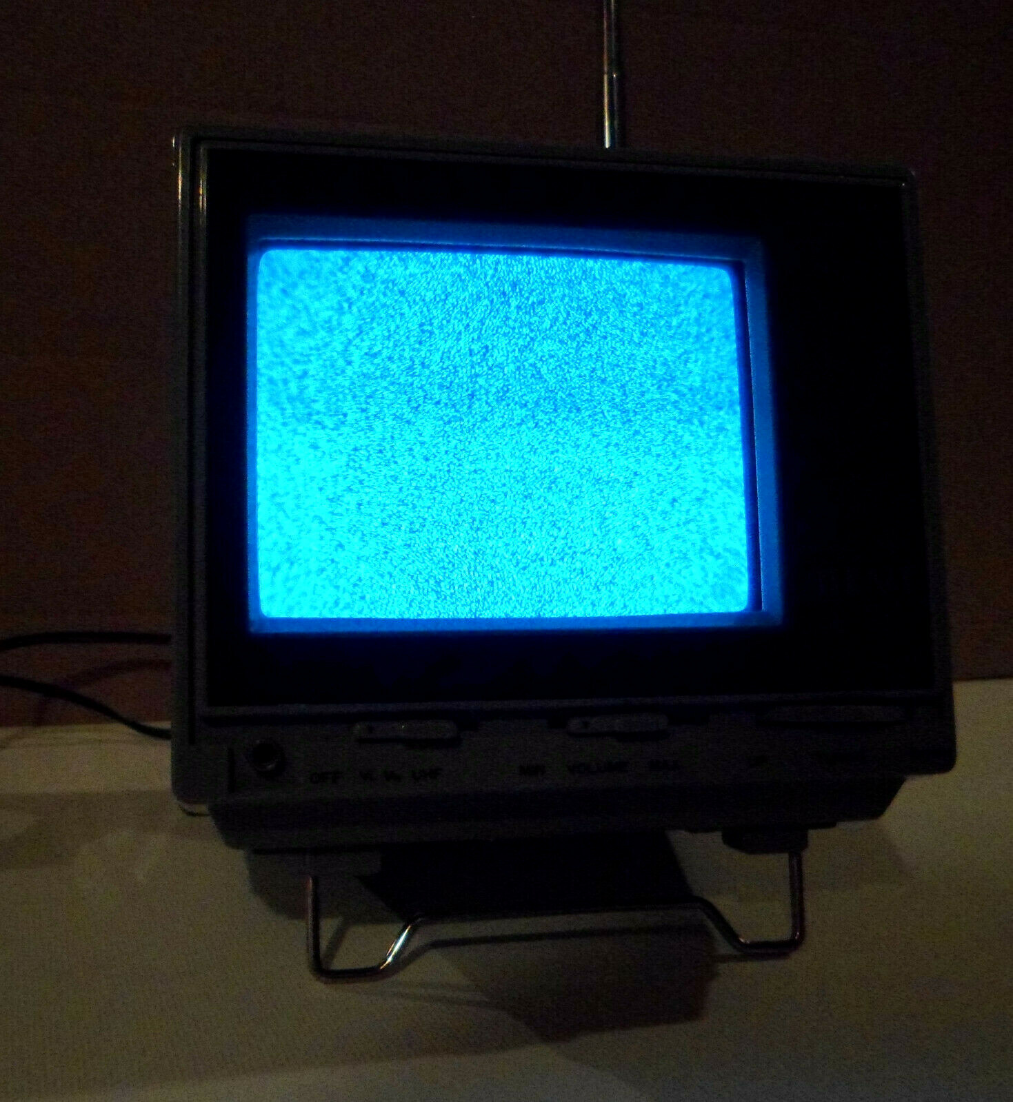 Vintage Citizen Mini TV Portable Television Original JCTR-117G April ...