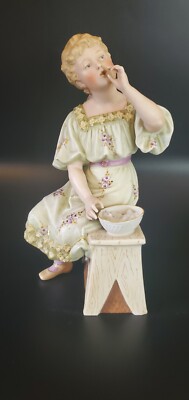 Figurines - Heubach Bisque