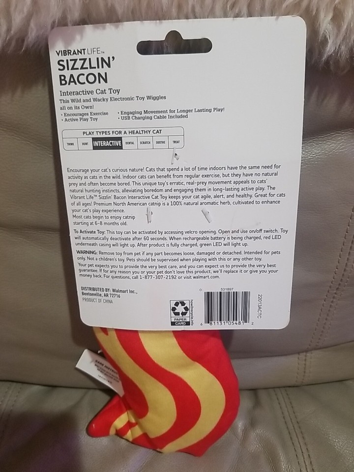 Vibrant Life Sizzlin' Bacon Interactive Cat Toy Usb Rechargeable USB ...