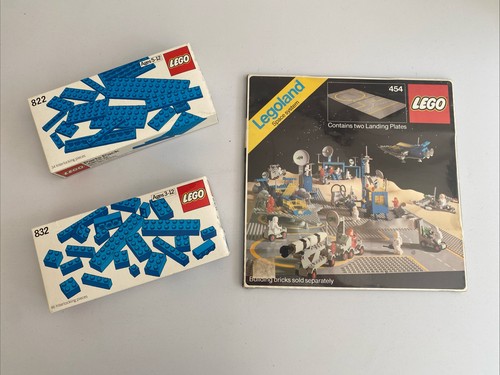 1978 & 1980 LEGO system: Legoland Space Landing Plates 454 And 832,822 ...