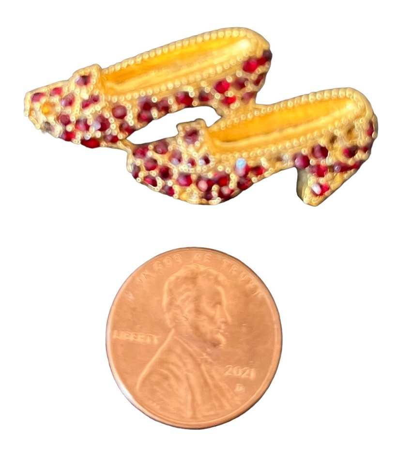 Wizard of Oz Ruby Slippers Pin Brooch Red Pave Dorothy Warner Bros 1997 ...
