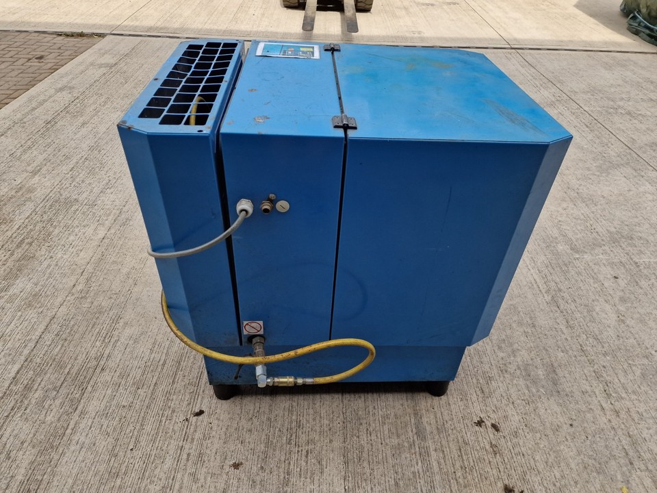 Boge S15 Screw Air Compressor 3 Phase 60 CFM 8.0 BAR - Includes Hose ...