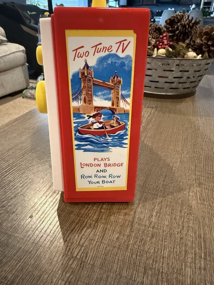 Fisher Price Giant Screen Music Box TV Two Tune Stories Mattel Classic ...