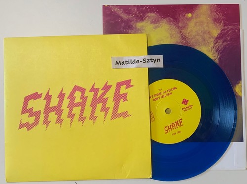 DIAMOND YOUTH SHAKE Red Water Hot Topic Limited Edition Navy Blue 45 ...