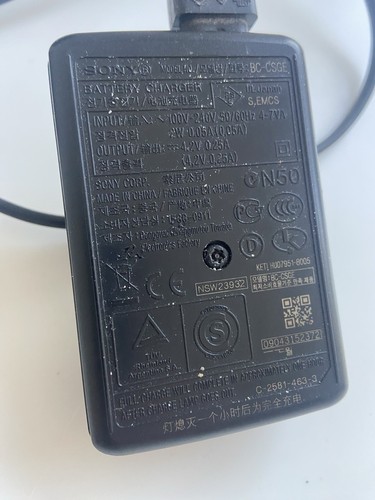 Sony BC-CSGE Genuine Original Charger for NP-BG1/NP-FG1 Battery w. UK ...