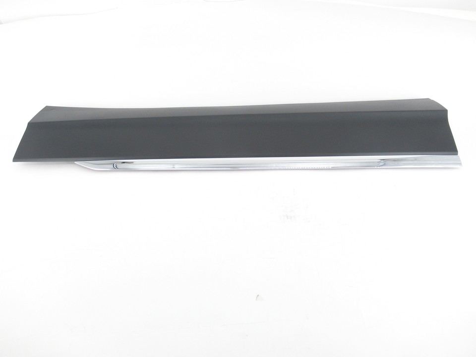 Genuine OEM VW 5NA-854-940-P-RYP Passenger Front Lower Door Molding 18 ...