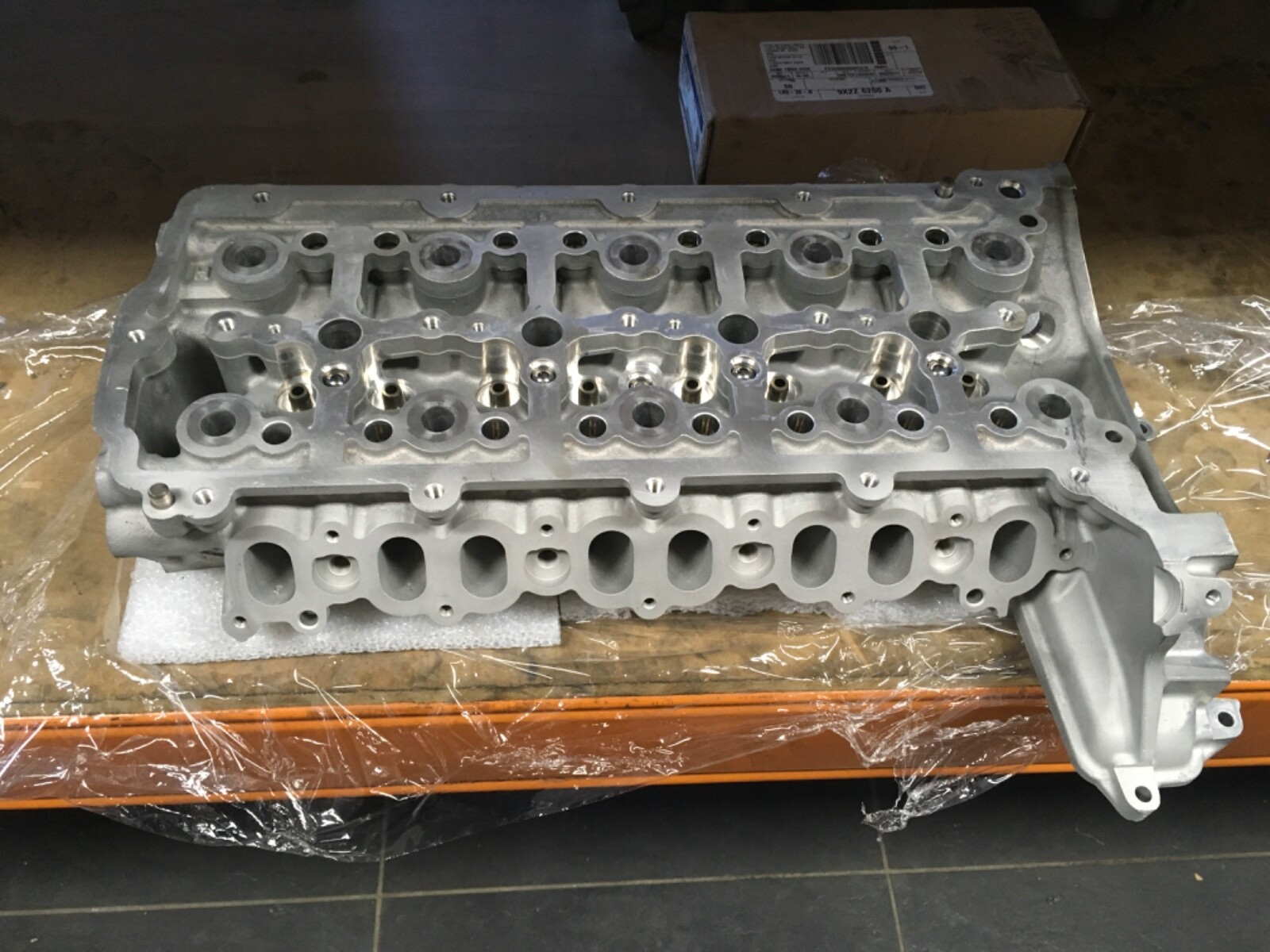 Reconditoned Cylinder Head Land Rover Jaguar TD4 2.0 G4D3 204DTD ...