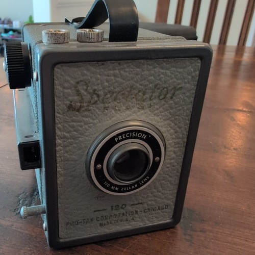 C13166~ Spectator Flash 120 Film Box Camera – **Unusual Gray Version ...