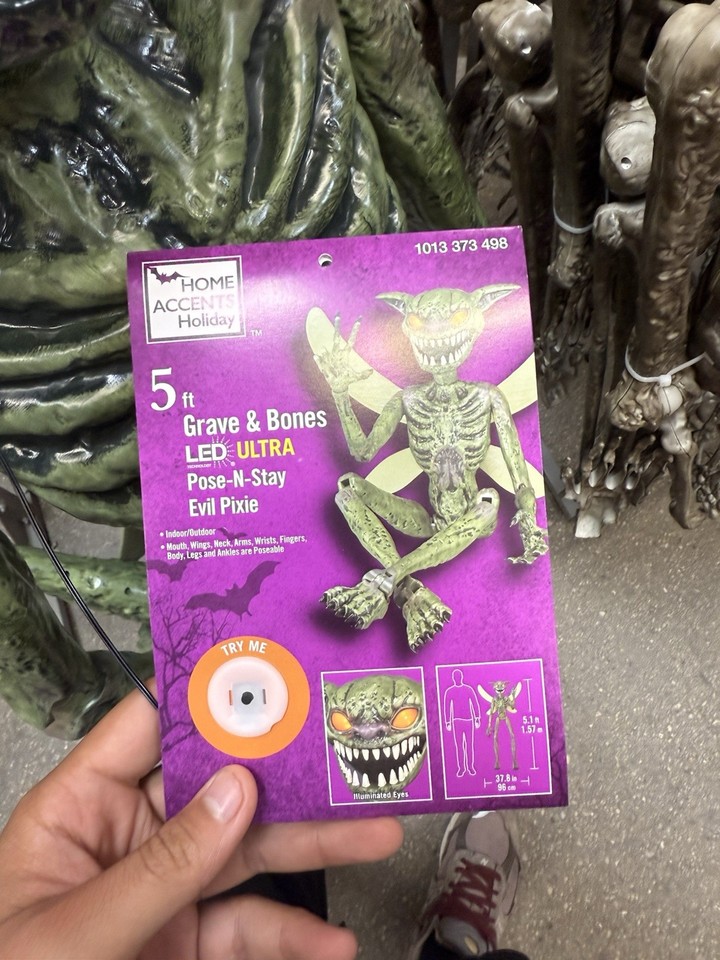 New Home Depot 5ft Grave & Bones LED Ultraposeable Evil Pixie Single ...