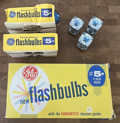 Collectible Old Stock-General Electric Flashbulbs - Box of 8 Blue Bulbs ...