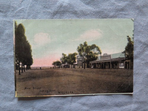 SOUTH AUSTRALIAN or VICTORIAN POSTCARD WILLAURA HOTEL MAIN STREET c1910 ...