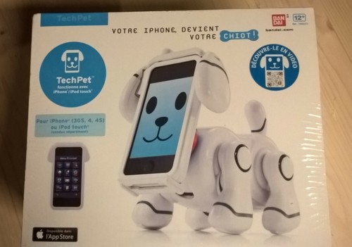Bandai Tech Pet NEUF: Chien Robot interactif pour iPhone 3GS 4 4S ou ...
