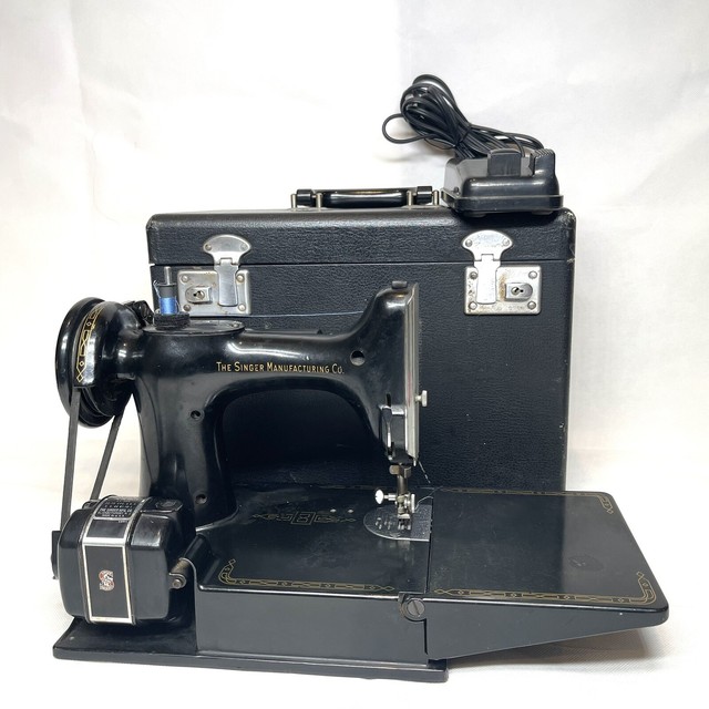 Singer 221-1 Featherweight Sewing Machine for sale online | eBay