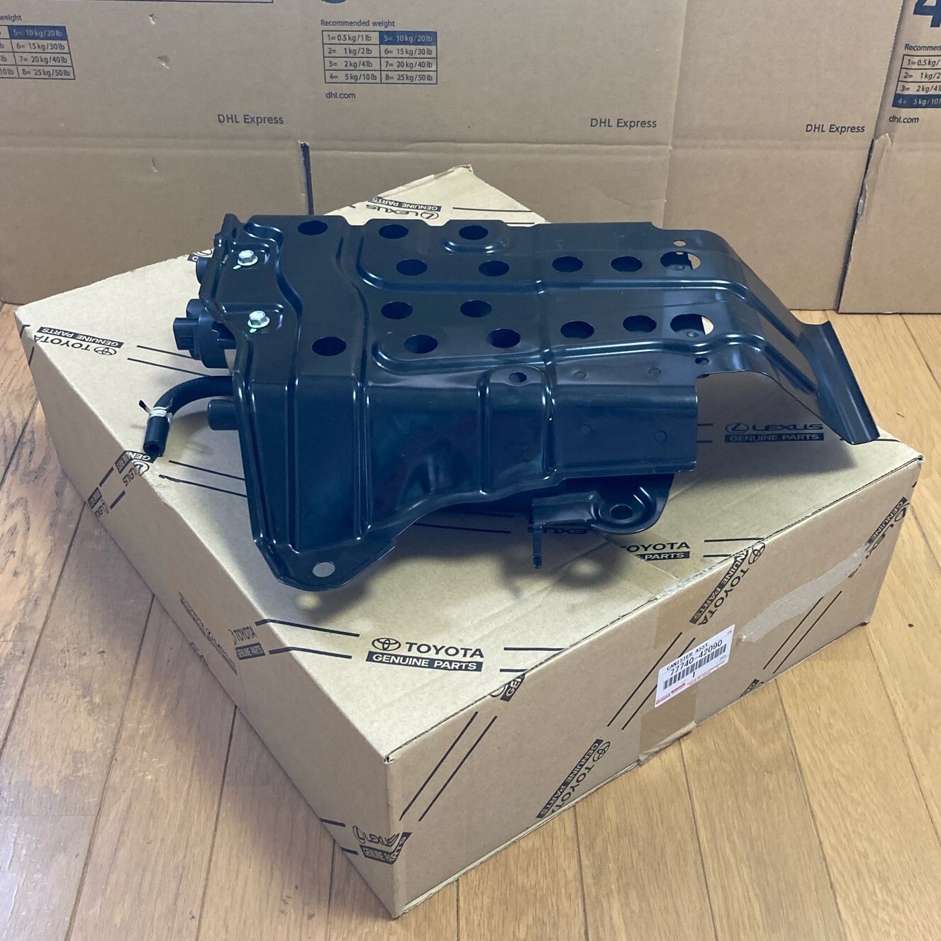 【NEW】Toyota Genuine 2006-2012 RAV4 Canister Assy, Charcoal 77740-42090 ...