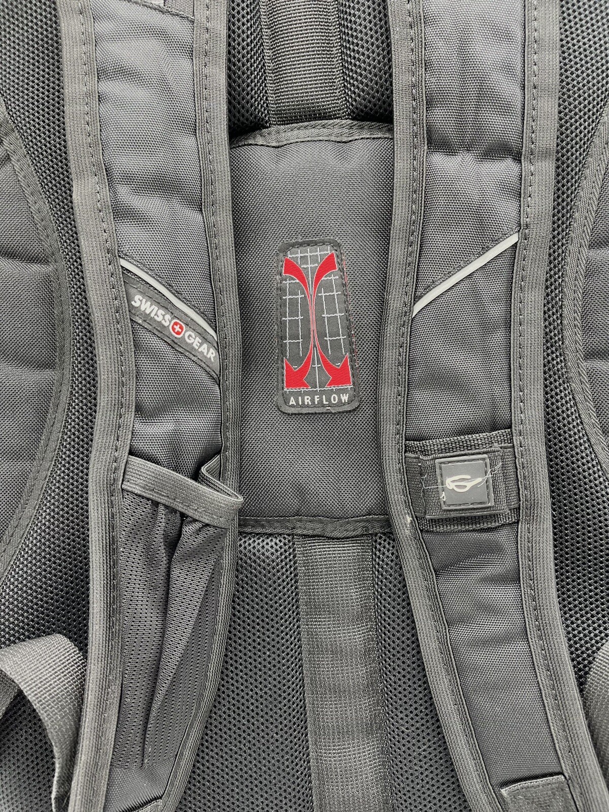 SwissGear Airflow Travel Laptop Backpack Carry-On Bag Adjustable Straps ...