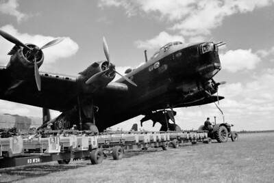 WW2 WWII Photo British RAF Short Stirling Bomber Bombing Up World War ...