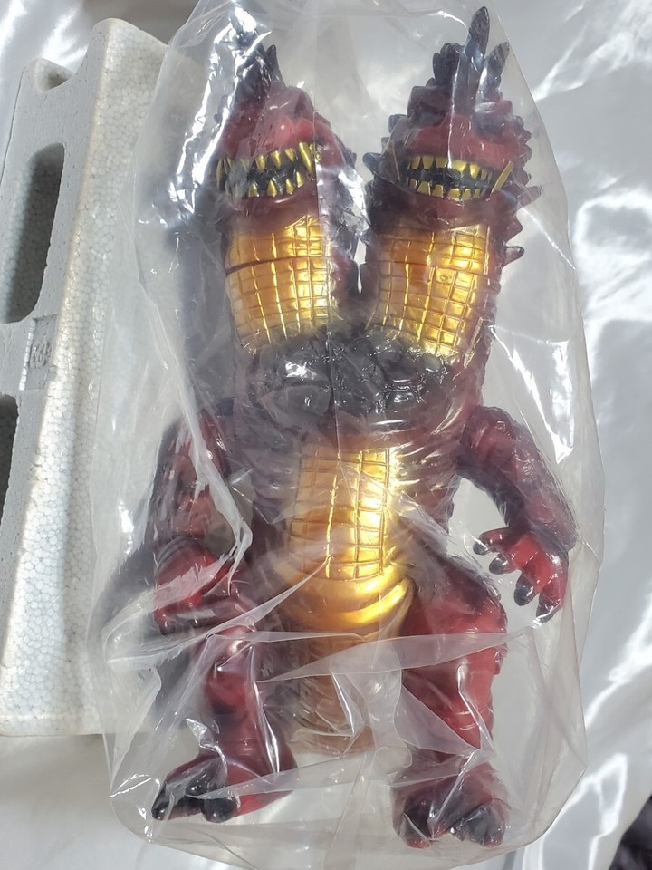 Medicom Toy x MAXTOY Two Headed Monster Dualos Kaiju Sofubi Figure Max Toy Ind | eBay