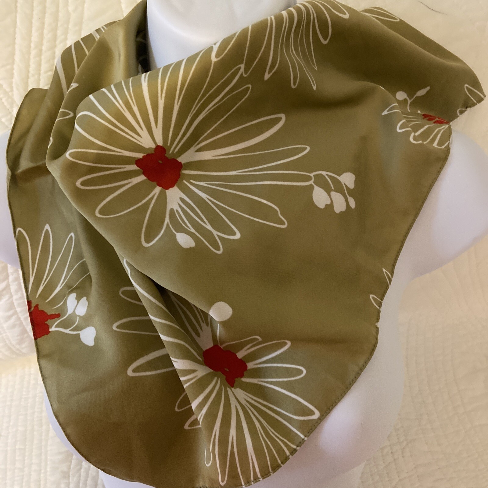 Sisley Vintage Daisy Gold Scarf~Italy Square Daisy Scarf | eBay