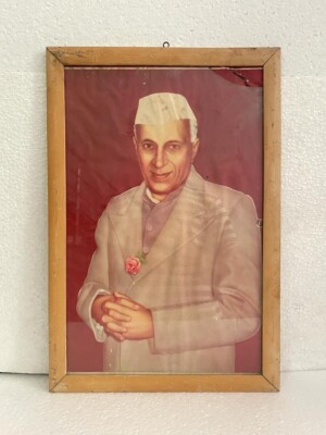 OLD VINTAGE RARE PANDIT JAWAHARLAL NEHRU PHOTO WITH WOODEN GLASS FRAME ...