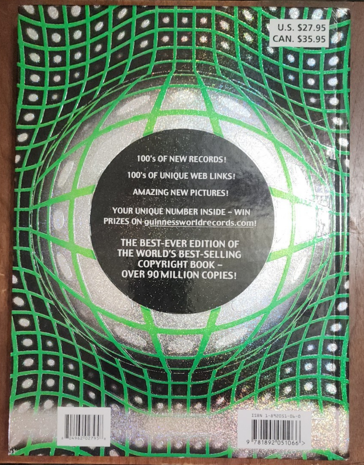 Guinness World Records 2002 Hardcover Book Metallic Green Holographic ...