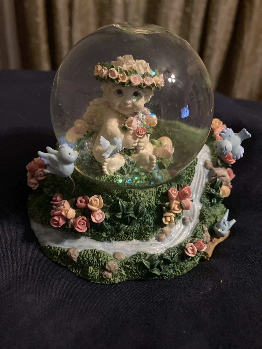 Cherub Snow Globe