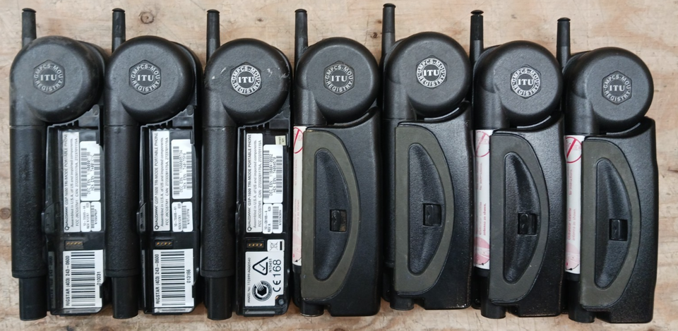 Qualcomm Globalstar GSP-1600 Tri-Mode Portable Satellite Phone Lot of 7 ...