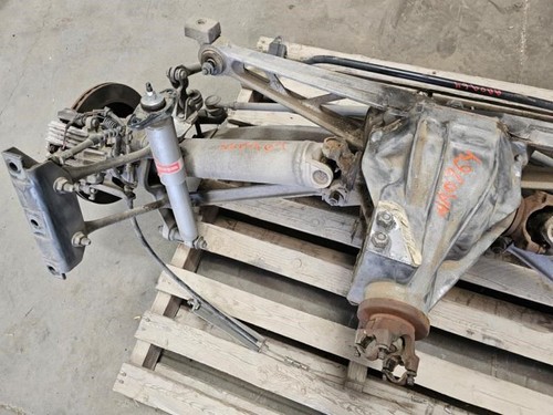 USED 90 CORVETTE REAR SUSPENSION MANUAL TYPE 3.33 LSlip Complete ...