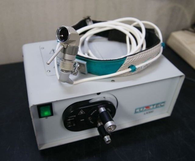 LUXTEC LX300 Portable Endoscopy Fiber Optic Light Source Works for sale online | eBay