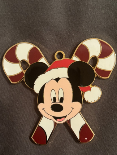 Disney Mickey Mouse Candy Cane Christmas Lanyard Medallion LE 500 | eBay