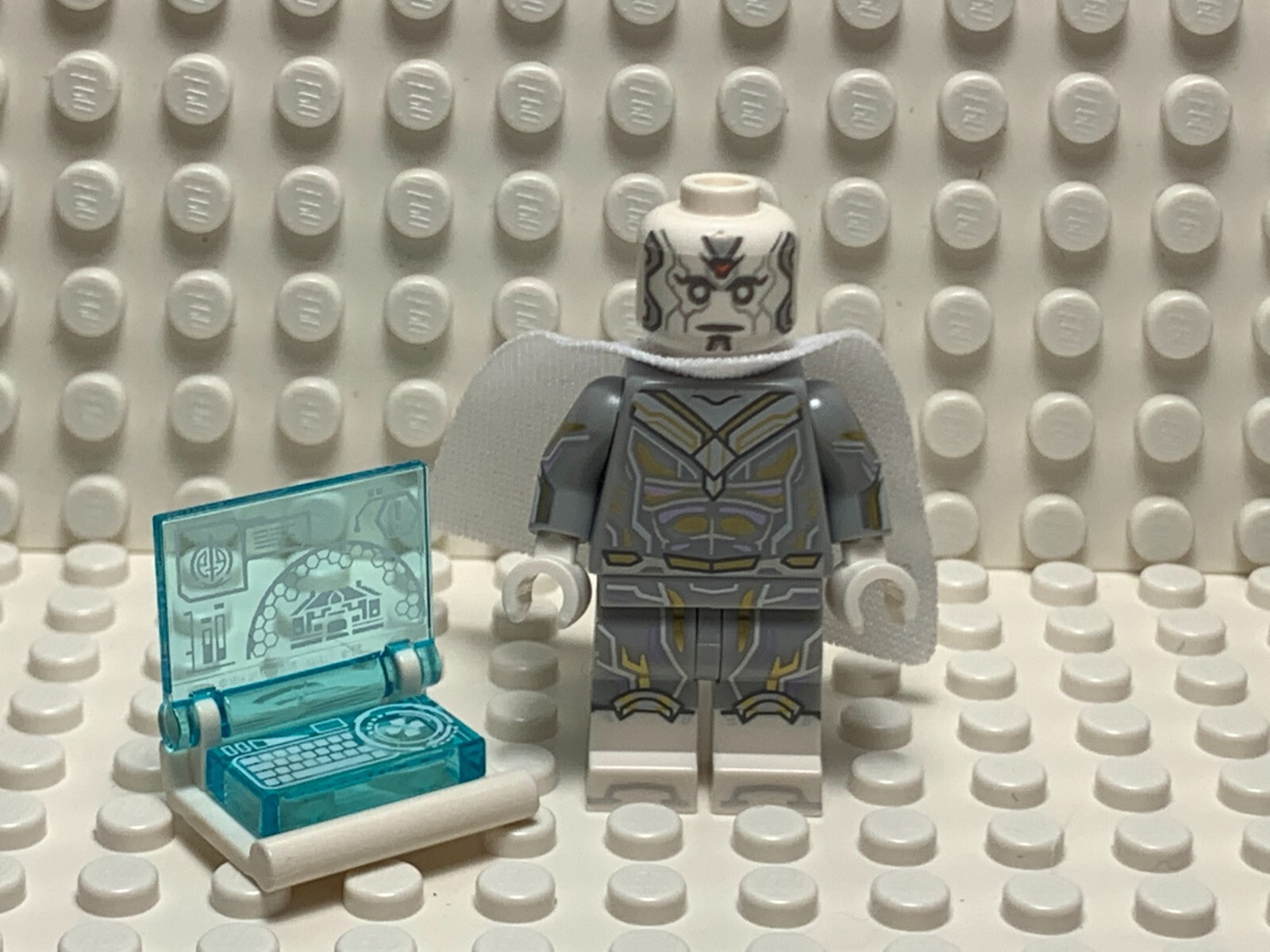 LEGO VISION WHITE MINIFIGURE CMF SERIES MARVEL STUDIOS 71031 MINI ...